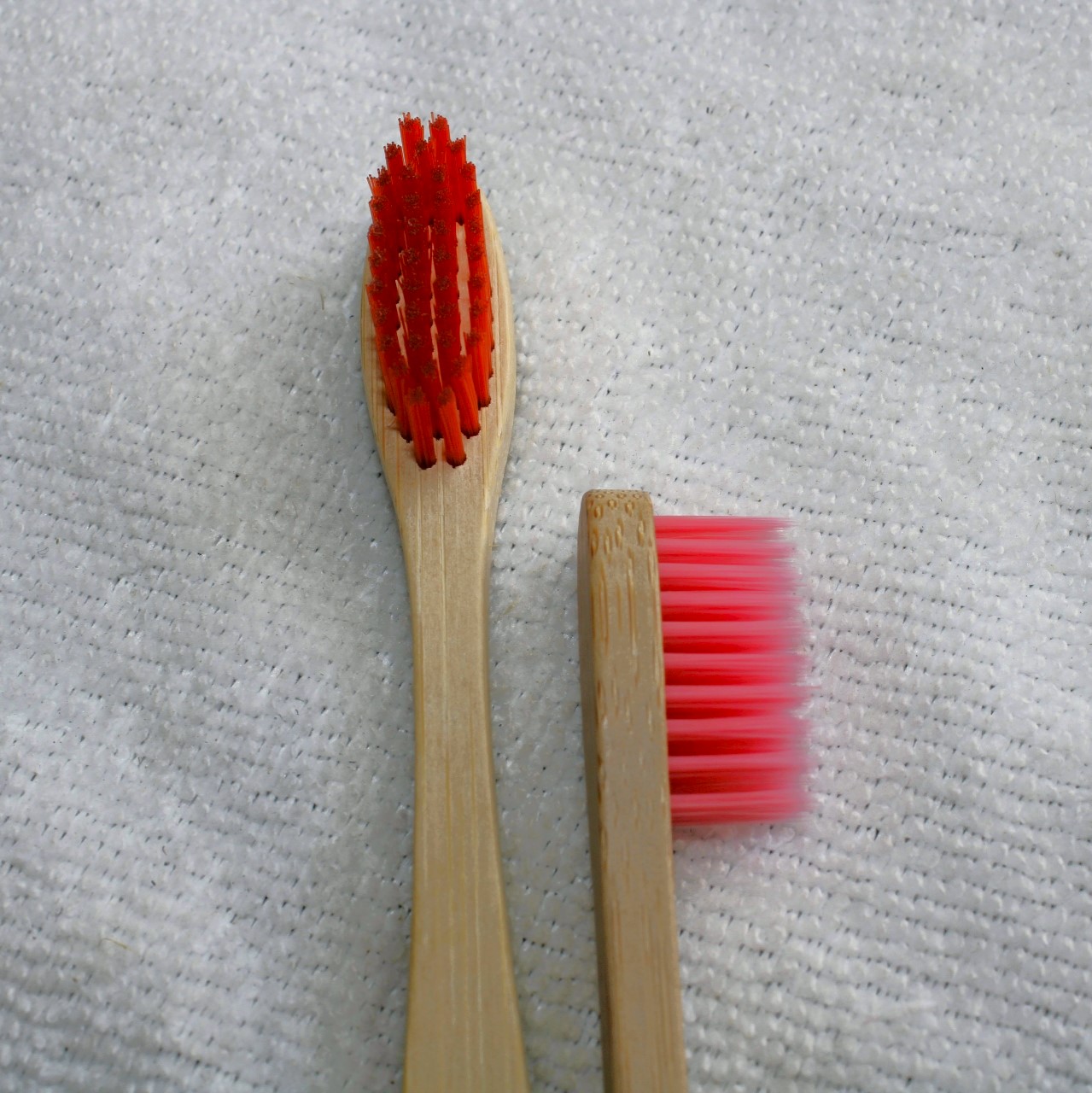 CEPILLO DENTAL DE BAMB MIVAL 